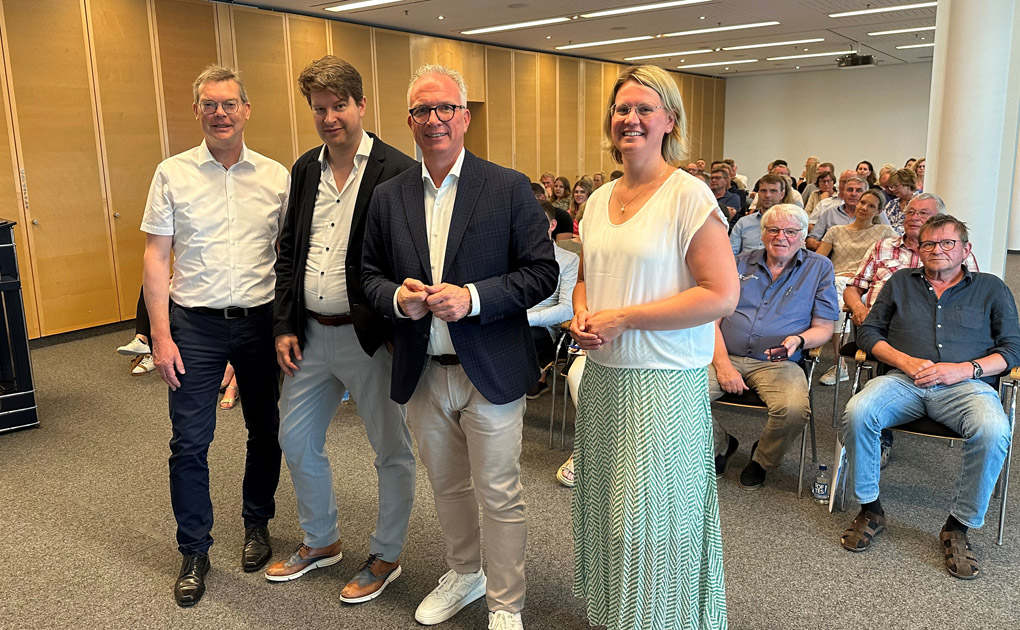 Rüdiger Maas erklärt die Generation Z | Fachinnung Holz und Kunststoff Warendorf / Fachgruppe ...